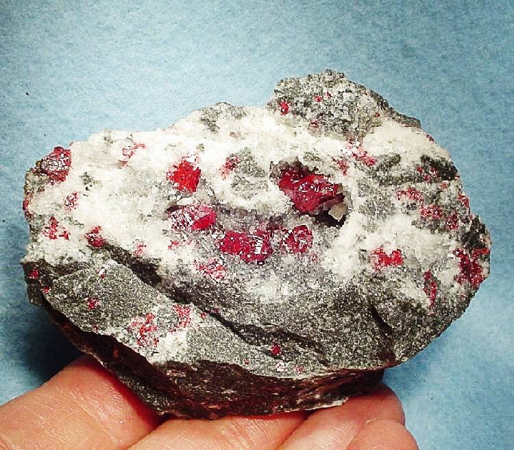 Cinnabar Mineral and Vermilion Pigment: Beautiful but Toxic - Owlcation