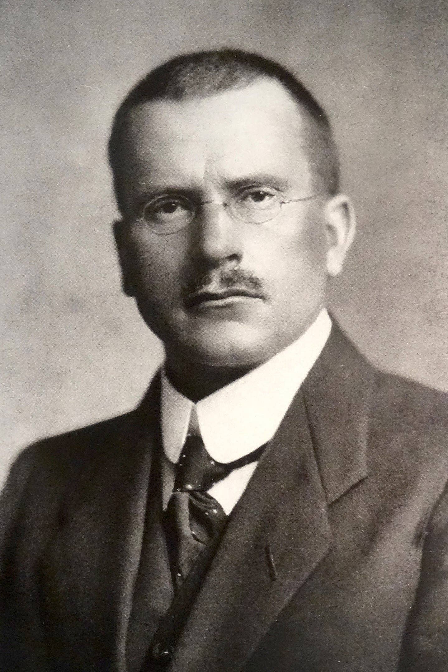 What Are the 4 Primary Jungian Archetypes? - Owlcation