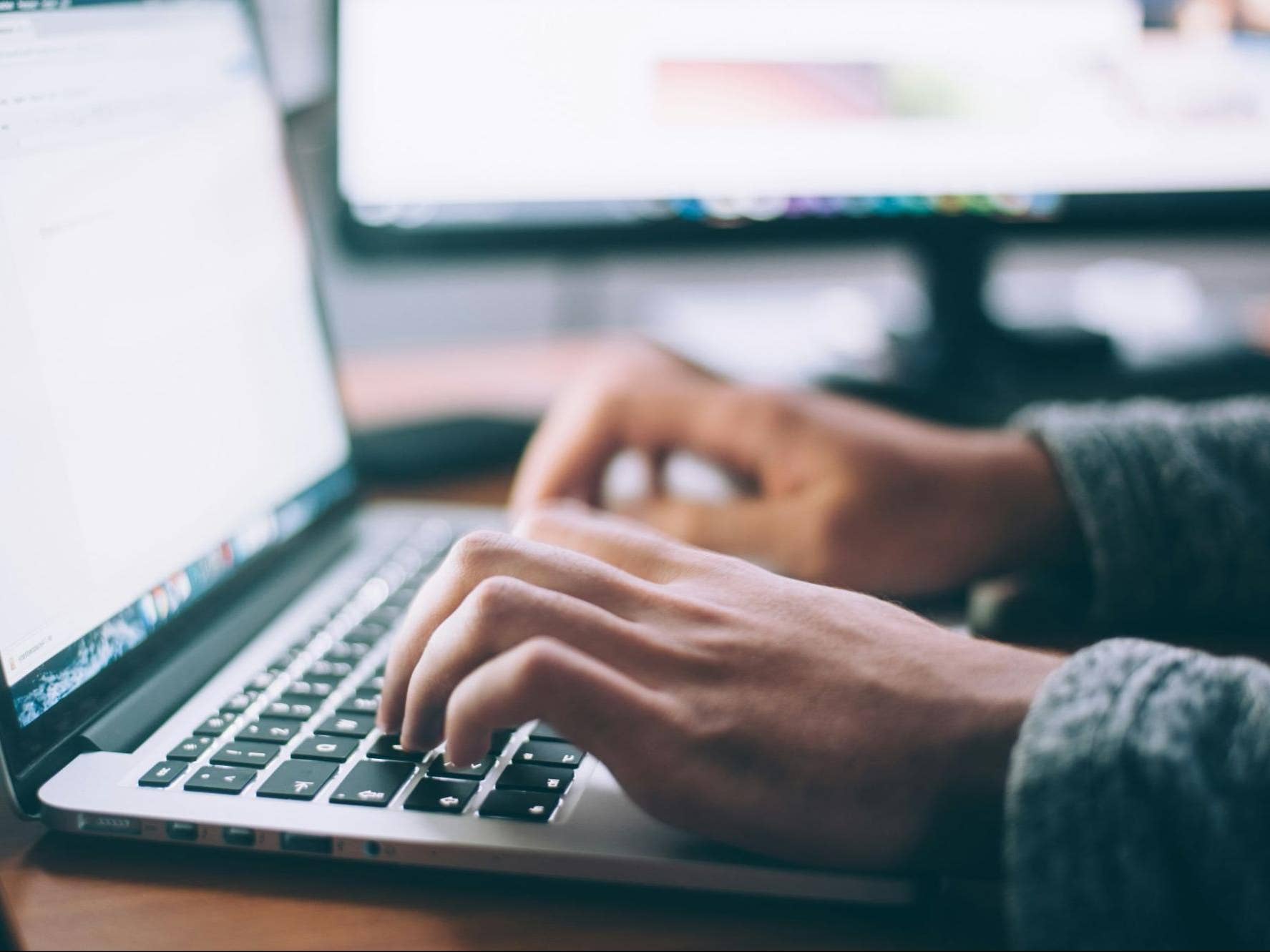 How to Write an Essay: Master the Form and Structure That Makes Writing ...