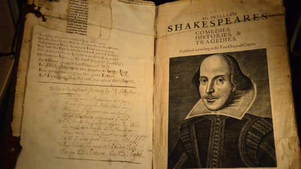 What Is a Soliloquy? Definitions and Examples - Owlcation