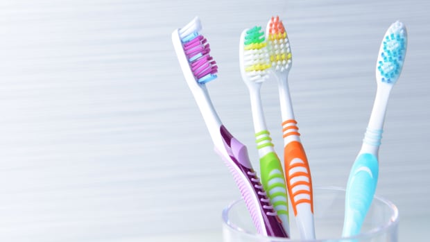 Watch This Little Prodigy Mix an Entire Song from a Toothbrush - Owlcation