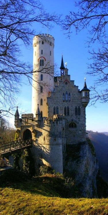 40+ Fort and Castle Architecture Terms A–Z (With Pictures) - Owlcation