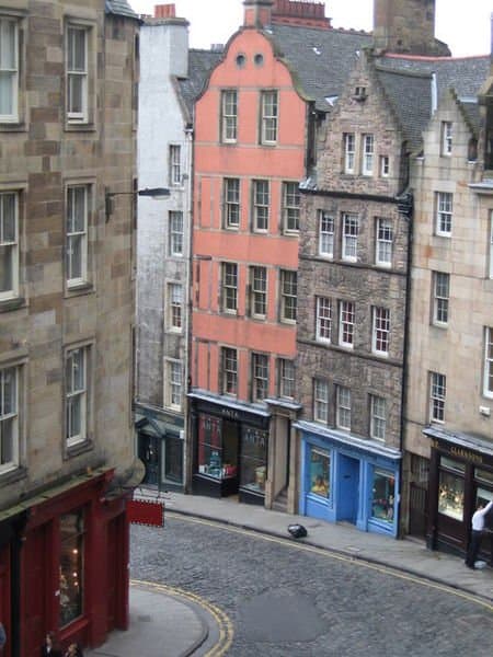 A History of Humanity's Disgusting Hygiene - Owlcation