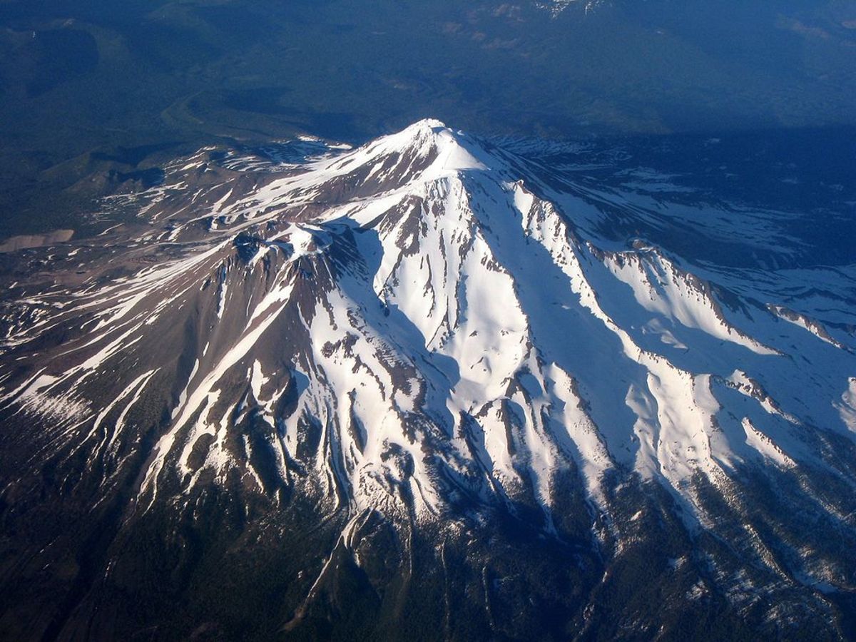 7 West Coast Volcanoes Worth Watching - Owlcation