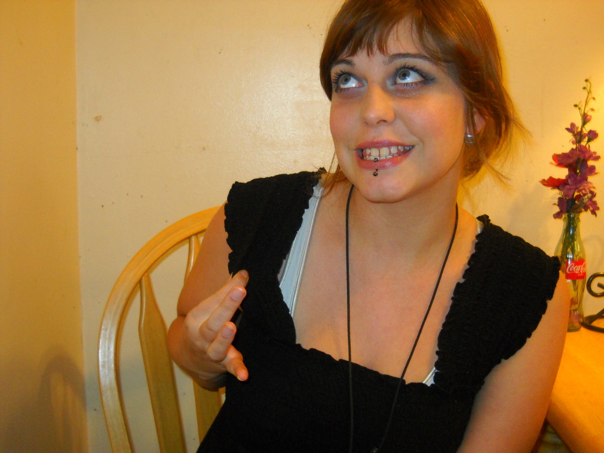 21 Basic Sign Language Signs and Meanings With Pictures - Owlcation