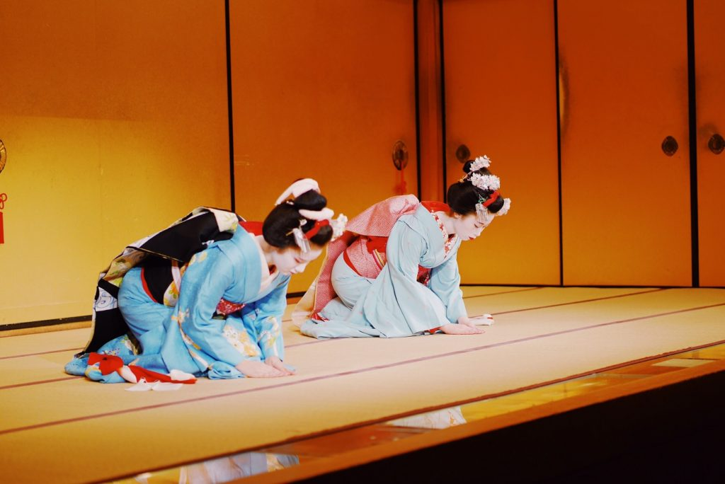 San, Chan, Sama, or Kun? A Guide to Japanese Honorifics - Owlcation