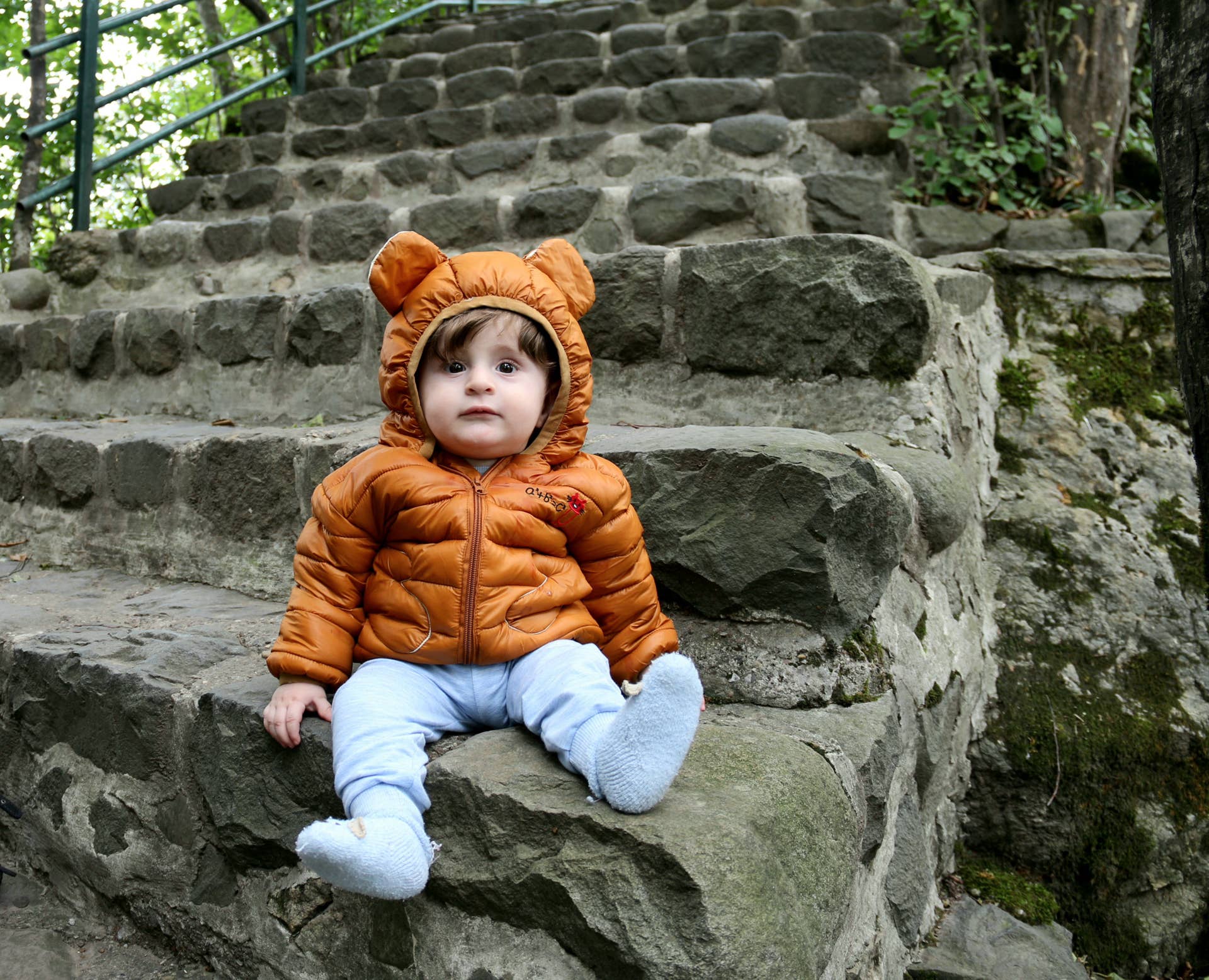 This Is the Best Way to Respond to Your Toddler Falling Down - Owlcation
