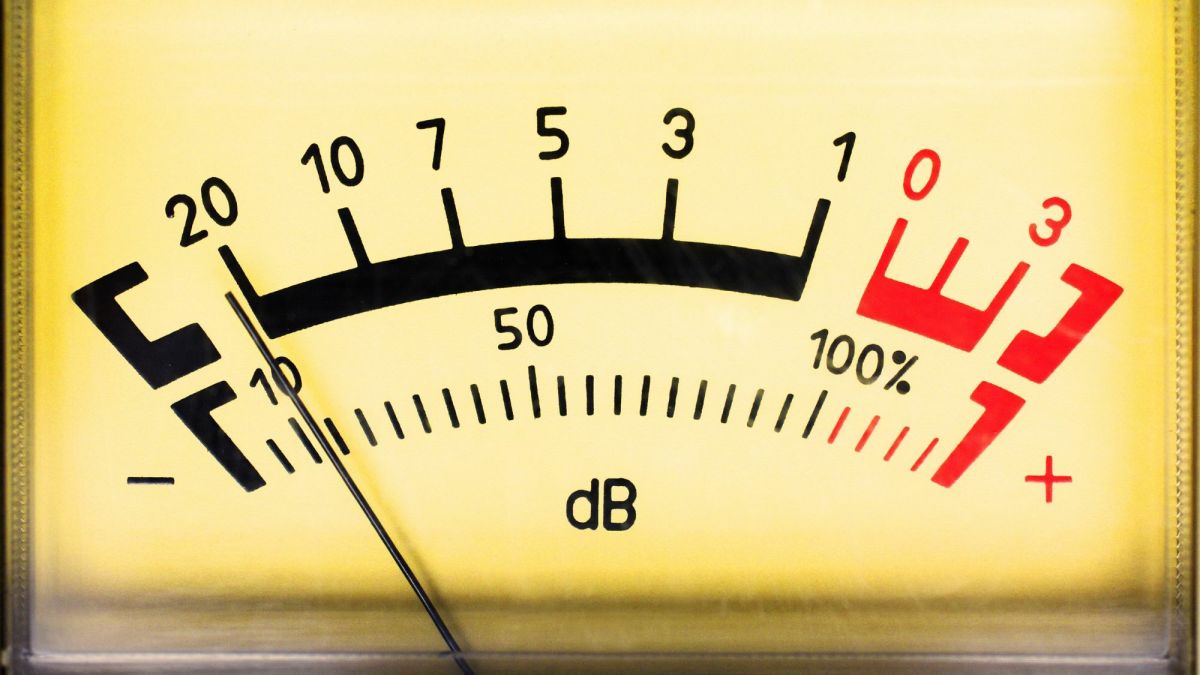 Decibel Levels and Chart: How Loud Is Loud? - Owlcation