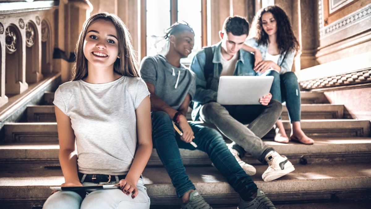 7 Things You Should Do to Maximize Your College Experience - Owlcation