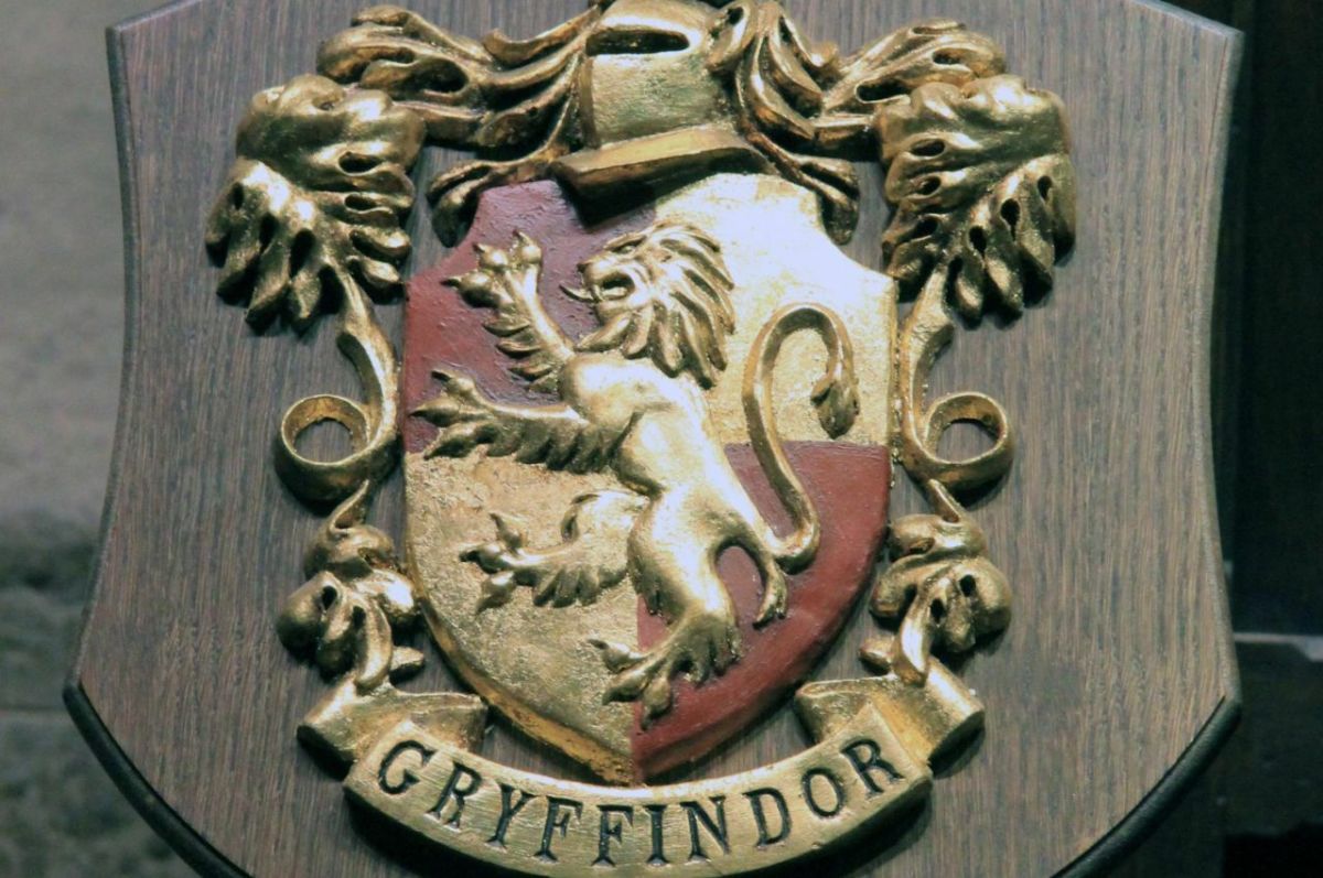 Significance of Hogwarts' House Mascots in "Harry Potter" - Owlcation