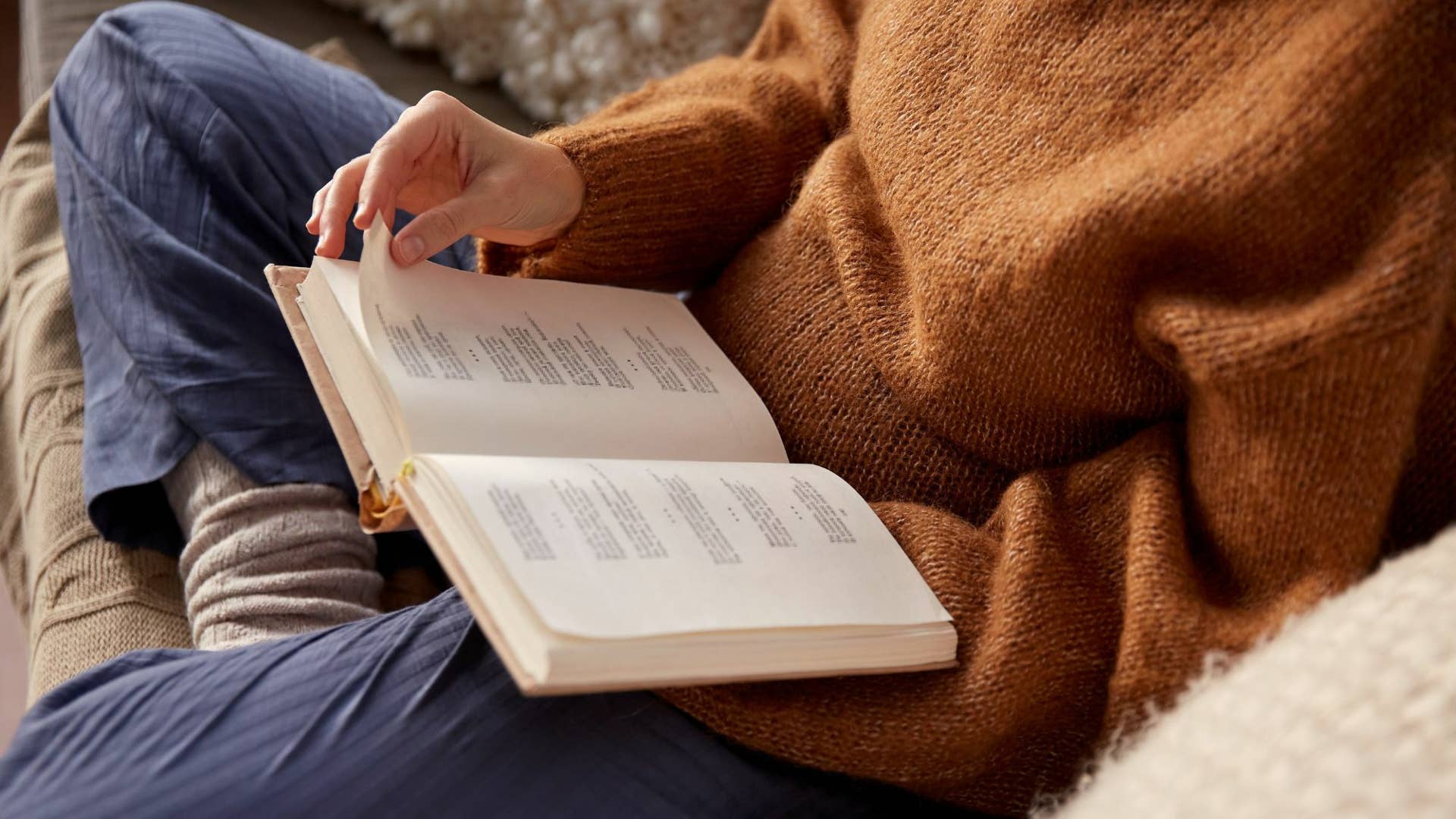 How to Analyze Poetry the Right Way - Owlcation