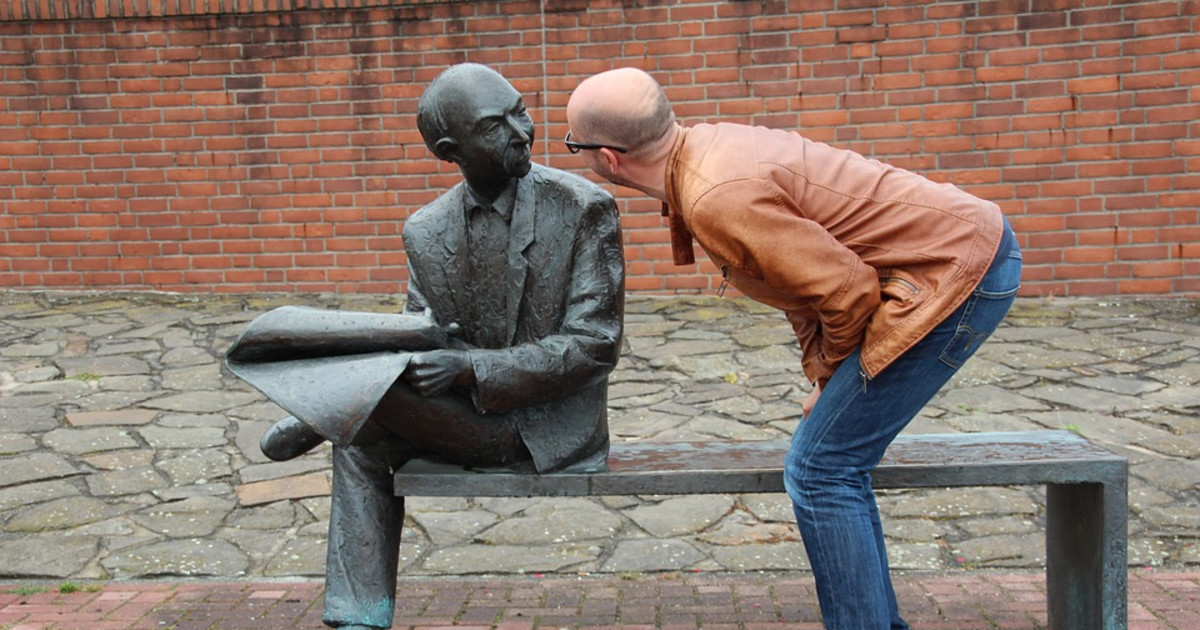 A List of Simile Sentences - Owlcation