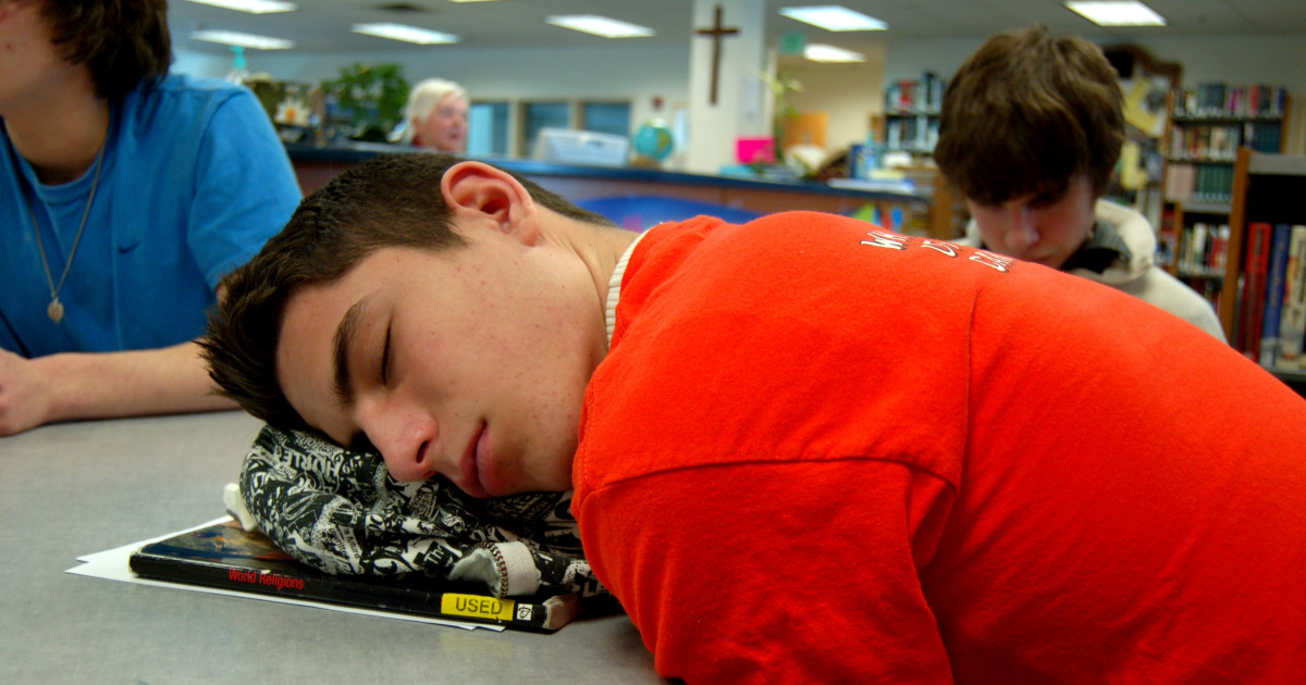 How to Stay Awake in Class - Owlcation