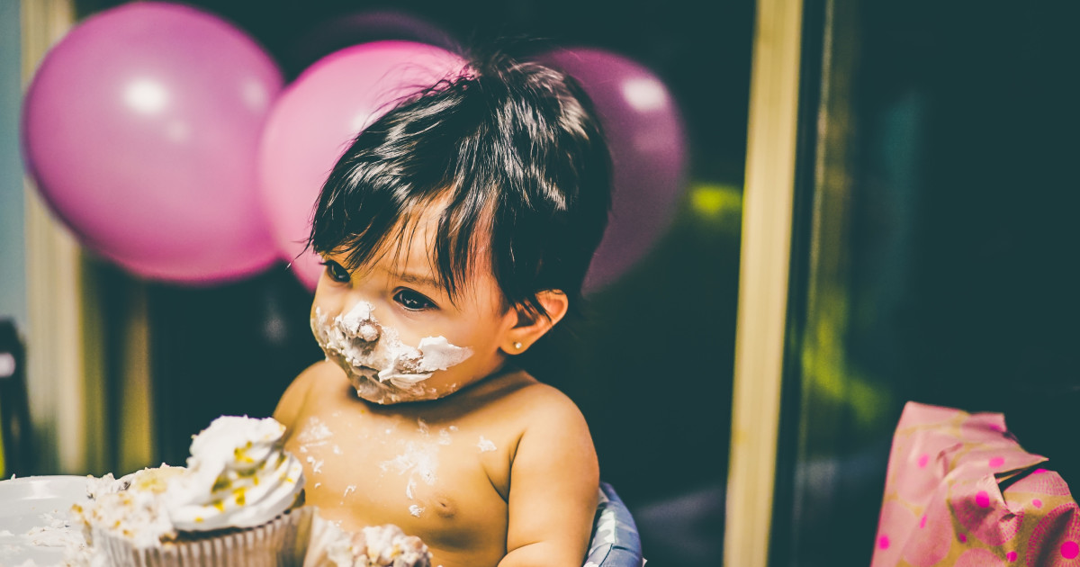 Baby Looks At Dessert In Total Awe and It’s Too Hysterical - Owlcation