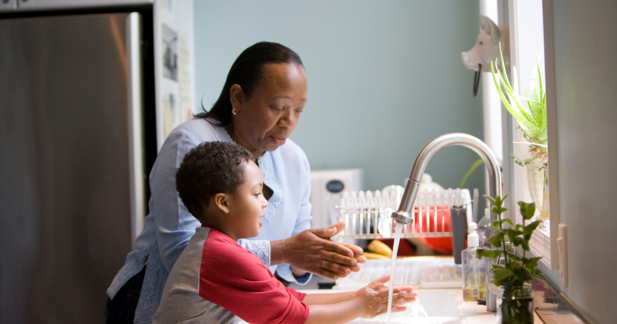 Super Fun Science Experiment Teaches Toddlers About Germs - Owlcation