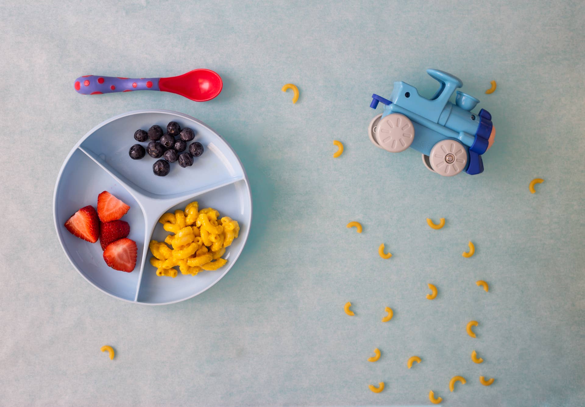 Mom Shares Realistic Look at What Her Toddlers Actually Eat in a Day ...