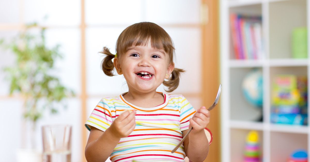 Mom Shares Her Fool-proof Way to Get Kids to Eat Their Food - Owlcation