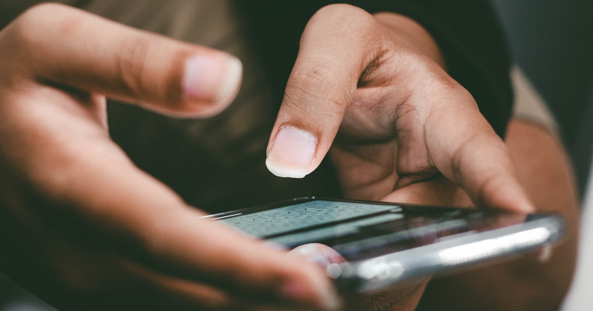 What Happens After Harassing Texts Are Reported to Police? - Owlcation