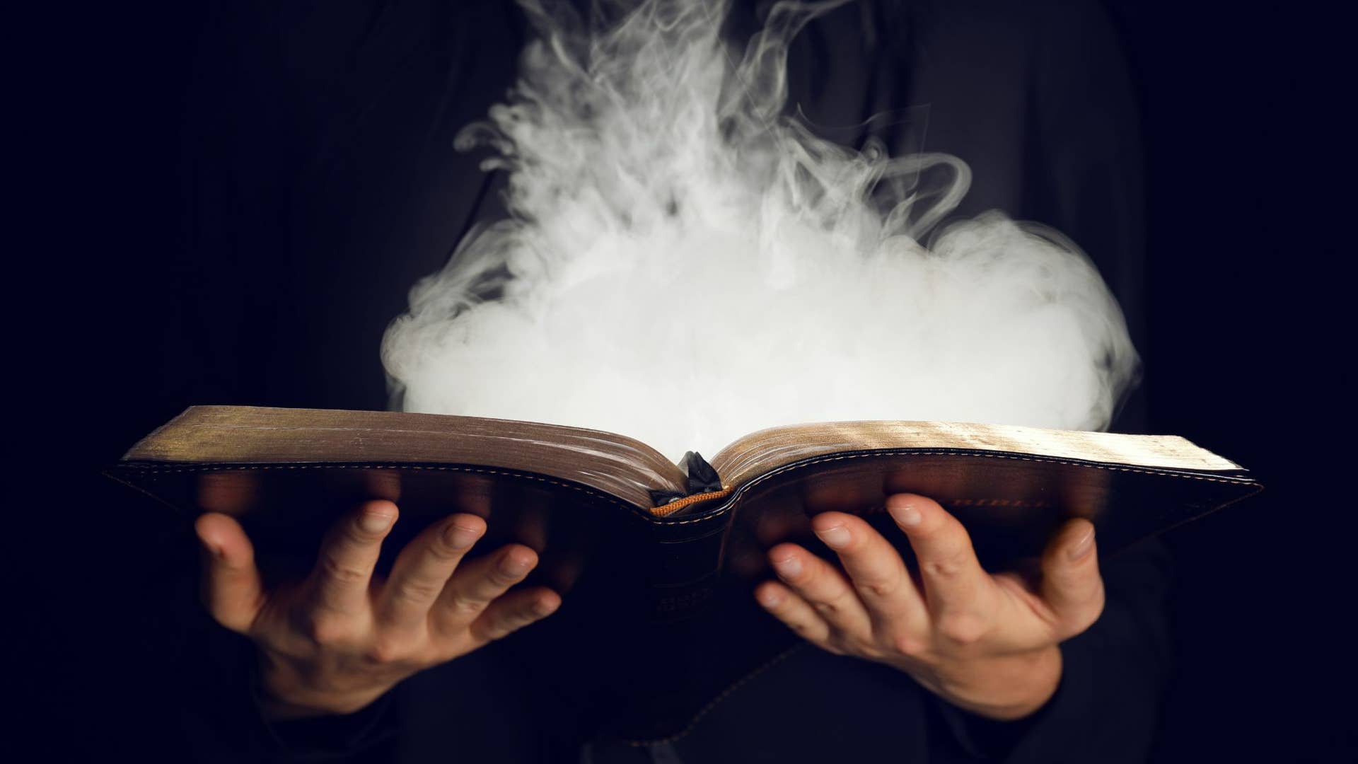 Art and Importance of Telling A Story: "The Night Circus" Analysis ...