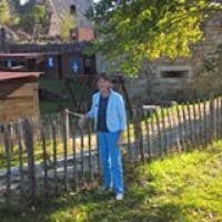 The Fascinating History of Weaving: Facts, Folklore, and Photos - Owlcation