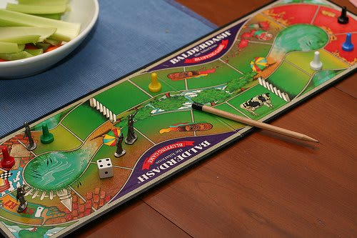 How to Play the Balderdash Game in the Classroom - Owlcation