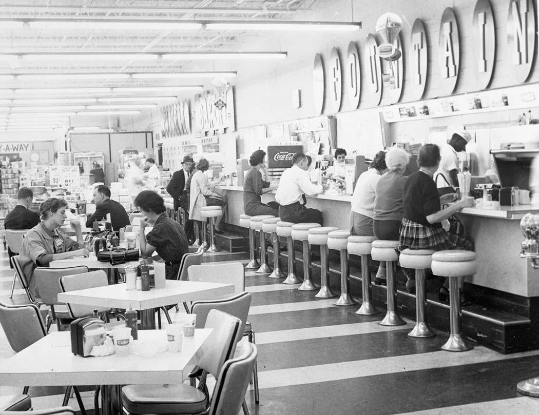 The American Department Store: Style for the Middle Class - Owlcation