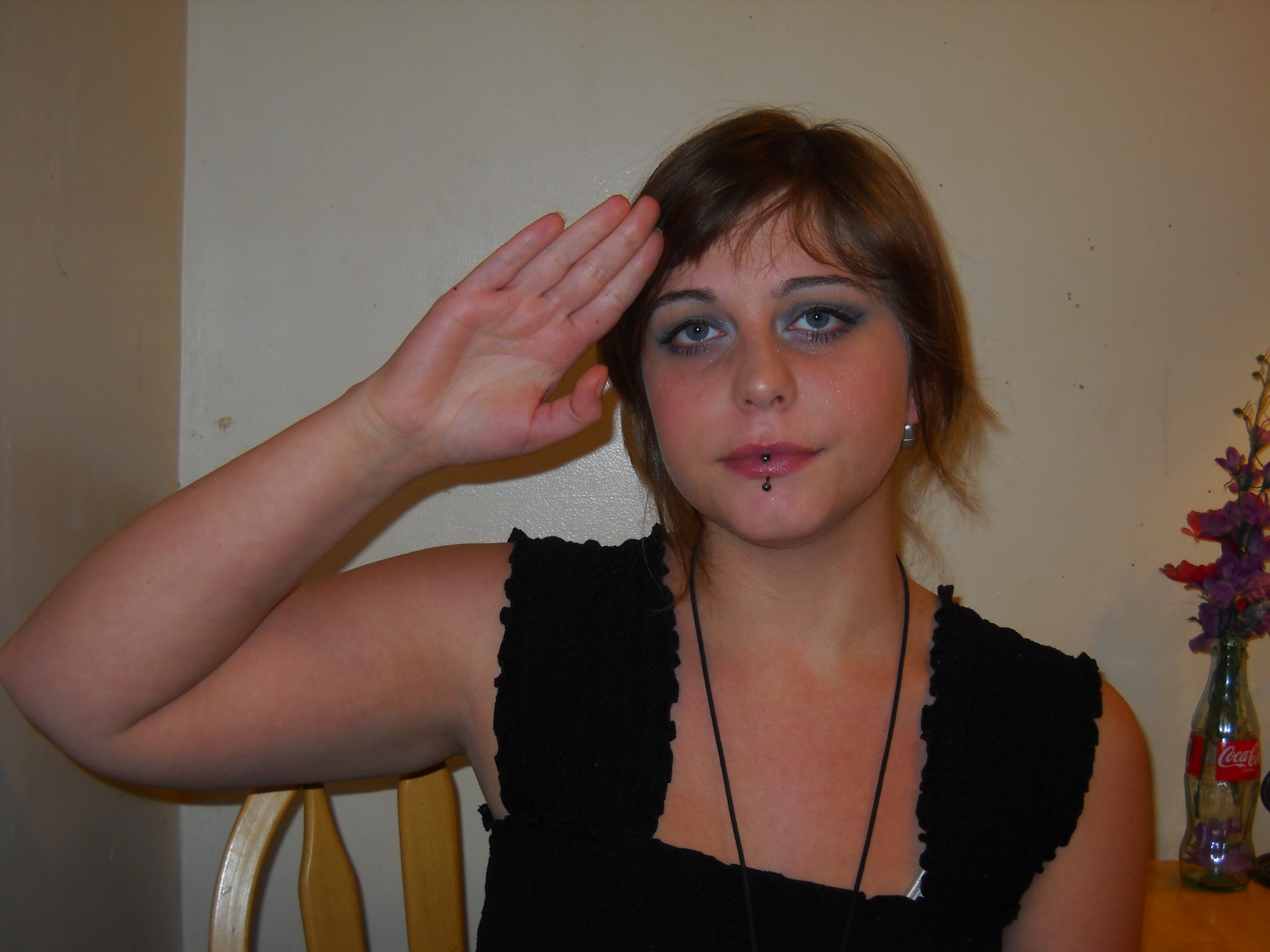 21 Basic Sign Language Signs and Meanings With Pictures - Owlcation