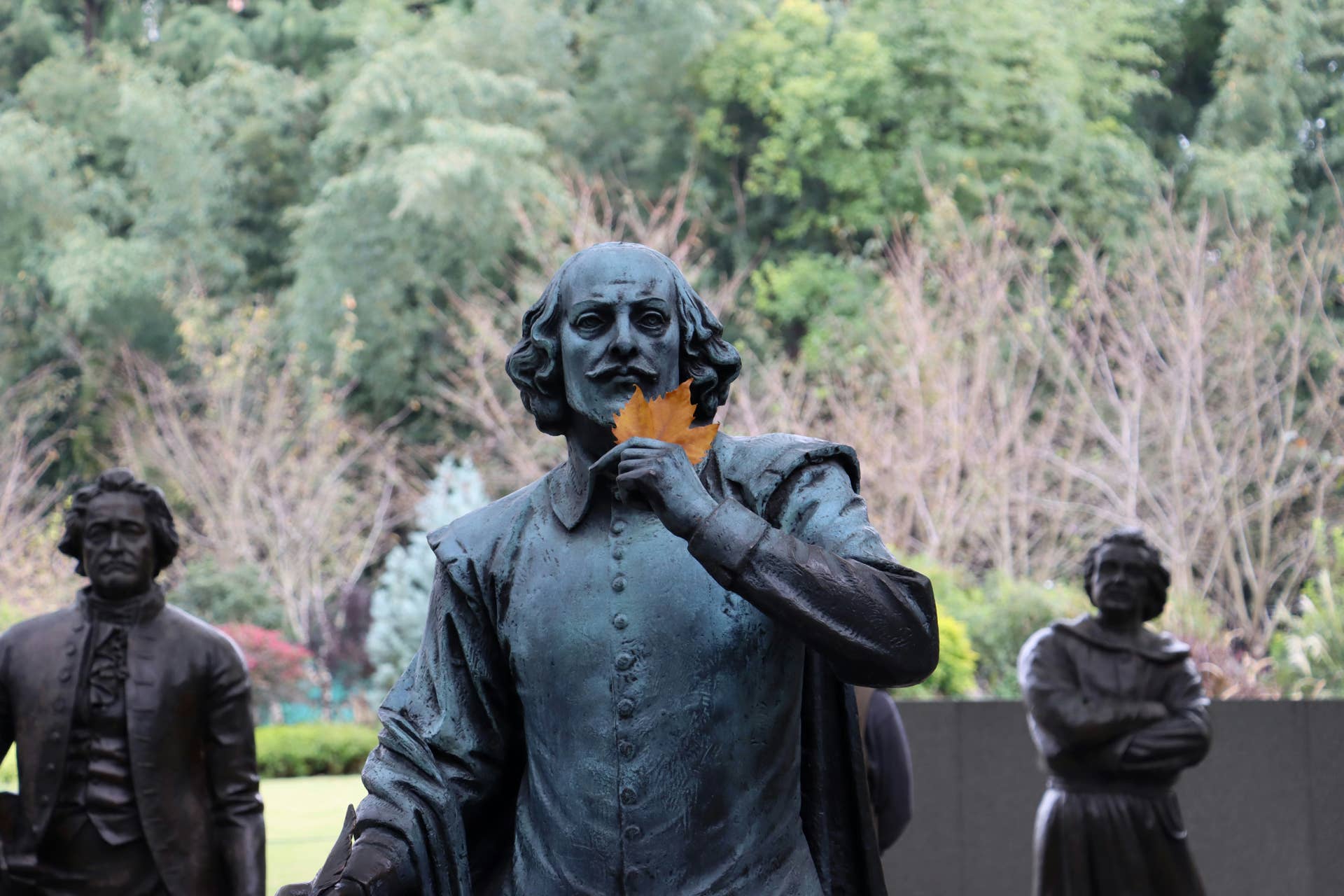 10 Sound Devices in Poetry With Examples - Owlcation