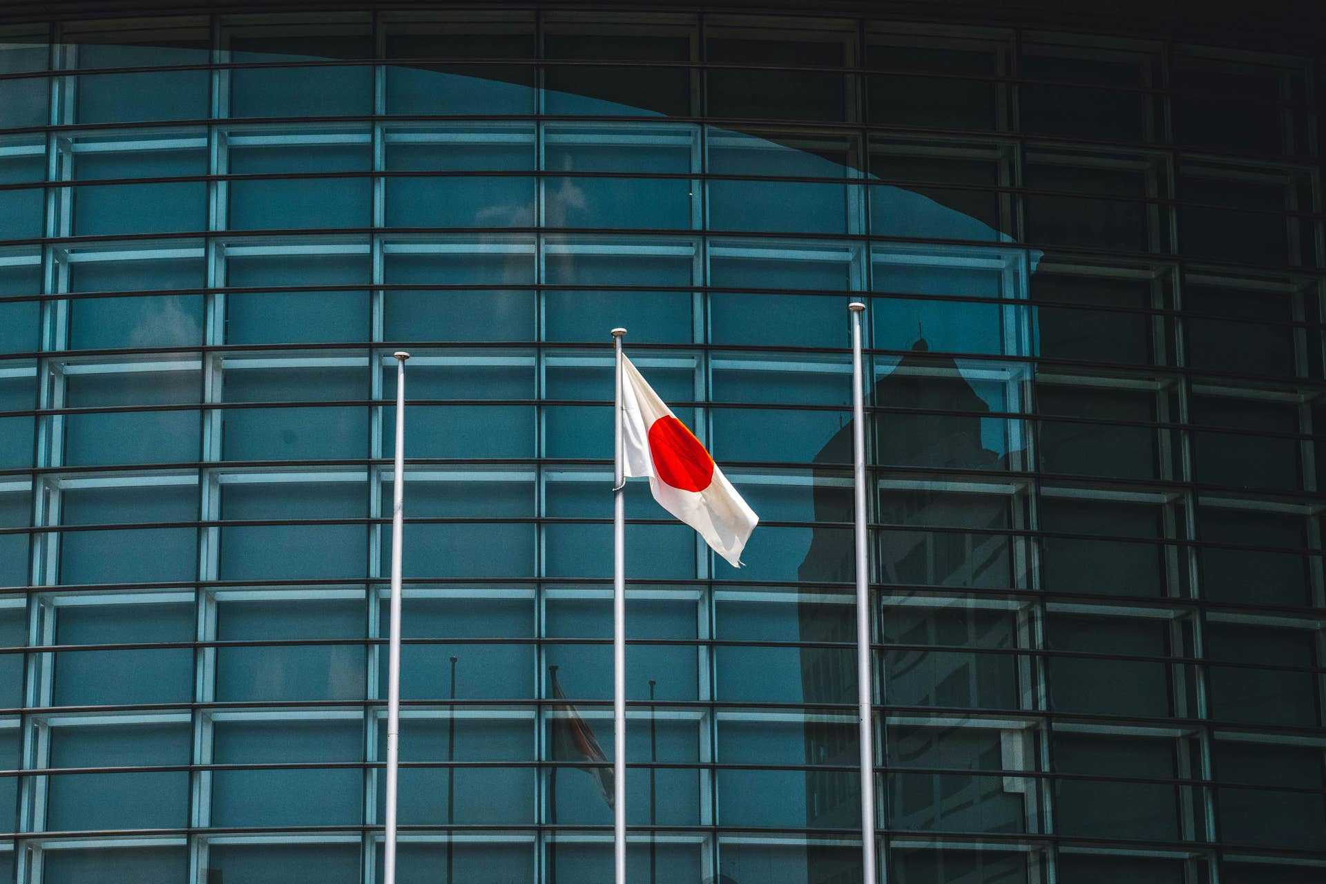 24 of the Most Beautiful Flags That Capture the Essence of a Nation ...